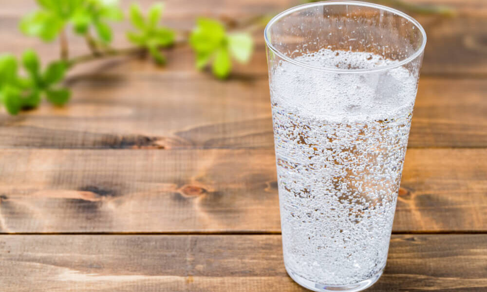 Consumo de Agua Gasificada y su Impacto en Salud - Nota Médica