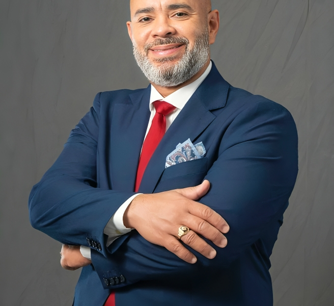 Dr. Andy de León Valenzuela asume la Presidencia de la SDOT para el ...